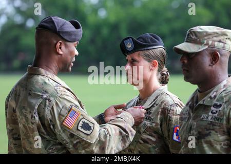 The 35th Corps Signal Brigade welcomed their new Command Sergeant Major ...