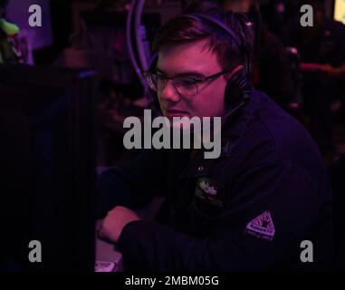 PHILIPPINE SEA (June 16, 2022) Chief Cryptologic Technician (Technical ...