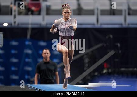 April 14, 2022: Oklahoma's Jordan Bowers performs her floor routine ...
