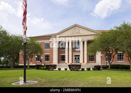 Macclenny, Florida, USA - April 16, 2022: The Baker County Courthouse ...
