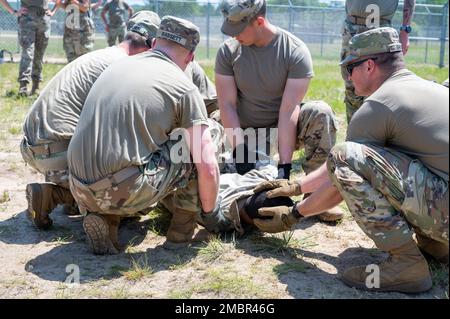 Soldiers assigned to the 327th Military Police Battalion, 300th ...
