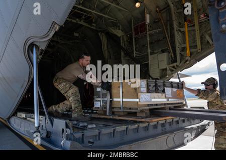 Staff. Sgt. Wesley Zech, left, and Staff Sgt. Mcarthur Posey ...