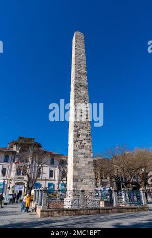 Tuthmosis iii obelisk Stock Photo - Alamy