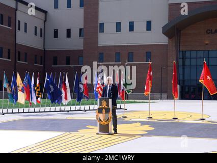 Retired Lieutenant General Bennet S. Sacolick, former commander of the ...