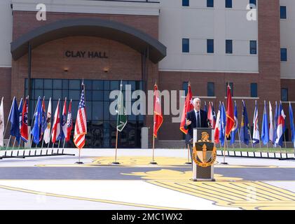 Retired Lieutenant General Bennet S. Sacolick, former commander of the ...