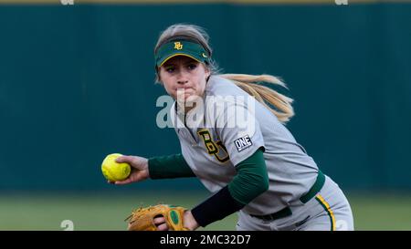 Baylor infielder Emily Hott (4) during an NCAA softball game against ...