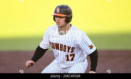 Oklahoma St. player Jake Thompson plays against Vanderbilt during an ...