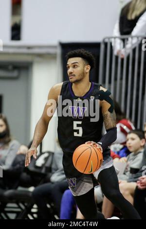 Washington guard Jamal Bey in action against UCLA during an NCAA ...