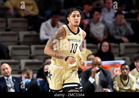 Vanderbilt forward Myles Stute (10) shoots during an NCAA college ...
