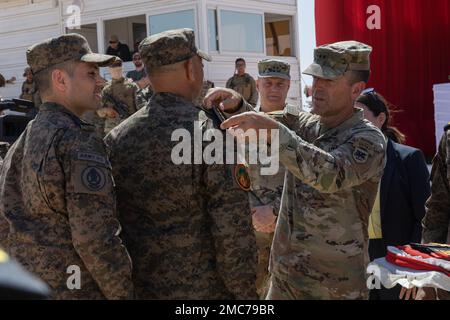 Maj. Gen. Andrew M. Rohling and members of U.S. Army Southern European ...
