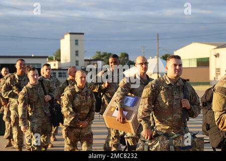 Command Sergeant Major Veronica Knapp, the 101st Airborne Division (Air Assault) senior enlisted ...