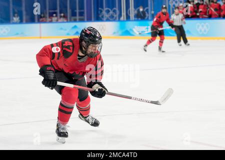 Canada's Jamie Lee Rattray (47) plays against Finland during a ...