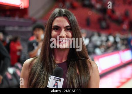 Shelby Coppedge on the sideline after an NCAA college basketball game ...