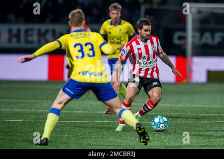 ROTTERDAM - (lr) Netherlands player Floris Middendorp, Germany player ...