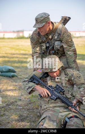 Sgt. Jonah Lamboley from 1st Battlion, 501 Parachute Infantry Regiment ...