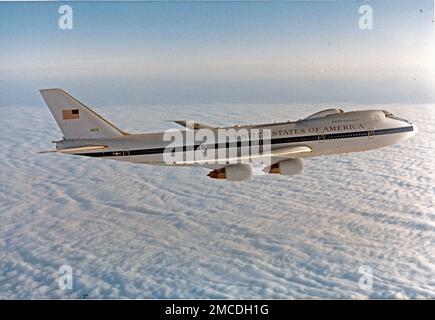 U.S Air Force Boeing E-4B Advanced Airborne Command Post "Nightwatch ...