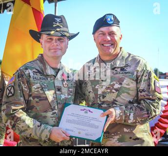 Maj. Gen. Mark Landes, commanding general of First Army Division East ...