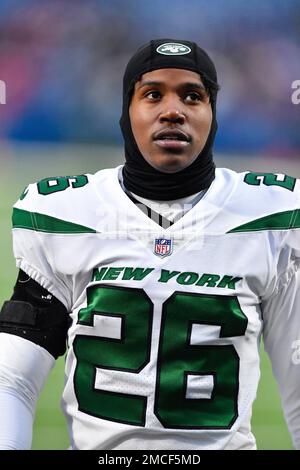 New York Jets cornerback Brandin Echols (26) breaks up a pass intended ...