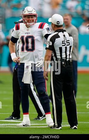 Referee Alex Kemp (55) during an NFL football game between the ...