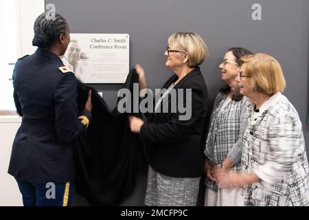(Left to right) Col. Shari Bennett, Rock Island Arsenal – Joint ...