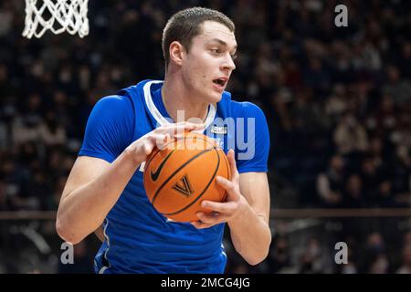 Creighton center Ryan Kalkbrenner (11) tries to keep the ball from ...