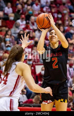 Maryland forward Mimi Collins shoots a basket against Indiana during ...