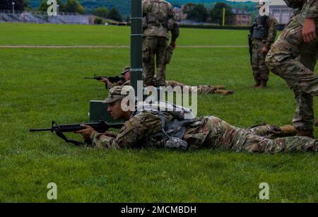 New Cadets practice how to properly aim an M4 Carbine in the prone ...