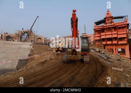 Laborers work at the under-construction Kashi Vishwanath Dham Corridor ...