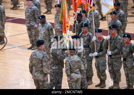 Official Passing of Colors during the 1st Theater Signal Brigade Change ...