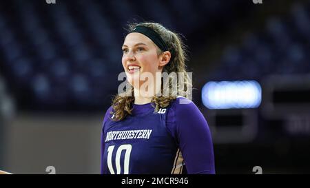 Northwestern forward Caileigh Walsh (10) runs up court during an NCAA ...