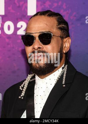 Recording artist Maxwell attends 2021 Soul Train Awards red carpet at ...
