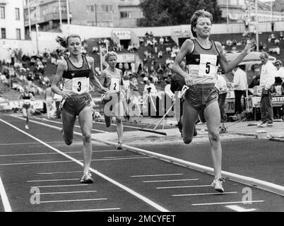 INGRID KRISTIANSEN Norwegian long distance runner cheering after the ...
