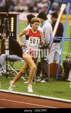 INGRID KRISTIANSEN Norwegian long distance runner cheering after the ...