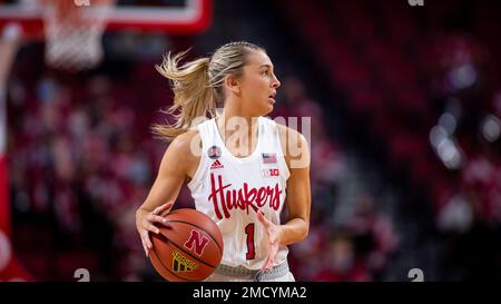 Nebraska guard Jaz Shelley (1) dribbles the ball against Creighton ...