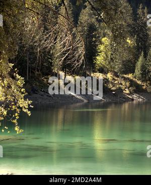 The Caumasee, jewel of the Grisons, near Flims in the Swiss Alps Stock ...