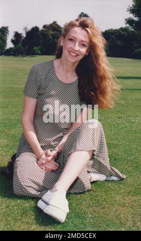 ACTRESS SHARON MAUGHAN 1994 PIC MIKE WALKER 1994 Stock Photo - Alamy