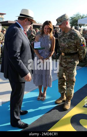 Maj. Gen. Sean Bernabe, senior commander, 1st Armored Division and Fort ...