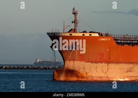 Oil tanker, Port of Los Angeles, San Pedro, Southern California, USA ...