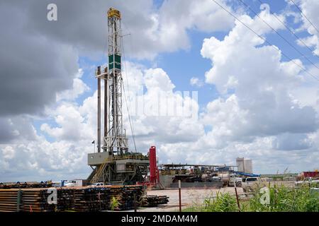 A drilling rig operated by Camino Natural Resources, LLC, an oil and ...