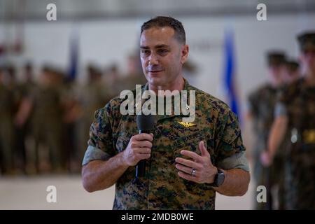 U.S. Marine Corps Col. Marlin D. Williams, right, commanding officer of ...
