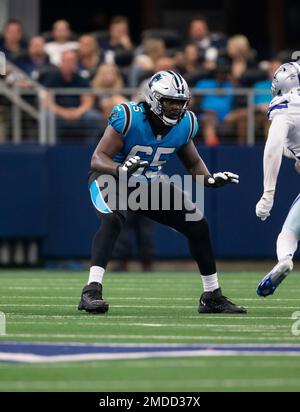 Carolina Panthers offensive guard Dennis Daley (65) warms up before an ...