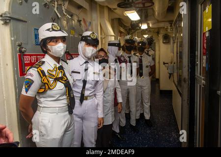 JAKARTA, Indonesia (July 22, 2022) – Military Sealift Command civil ...