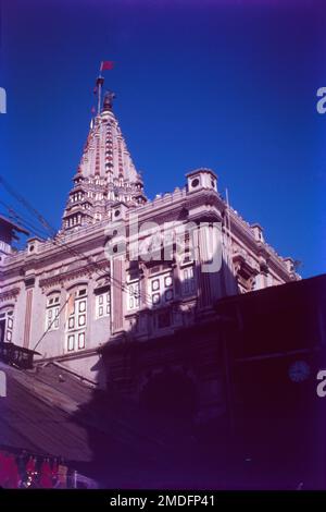 India, Mumbai, at Mumba Devi Temple Stock Photo - Alamy