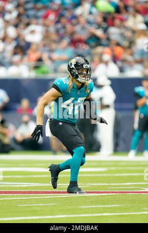 Jacksonville Jaguars defensive back Andrew Wingard (42) drops in ...