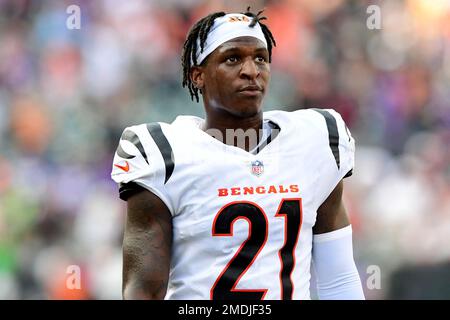 Cincinnati Bengals cornerback Mike Hilton (21) looks on between plays ...