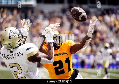 Georgia Tech wide receiver Kyric McGowan (2) works during the first ...