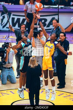 FILE - In this June 21, 1997, file photo, Los Angeles Sparks Lisa ...