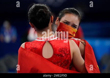 Gold medallist Xueying Zhu, left, of China, and silver medallist Lingling Liu, of China, pose ...