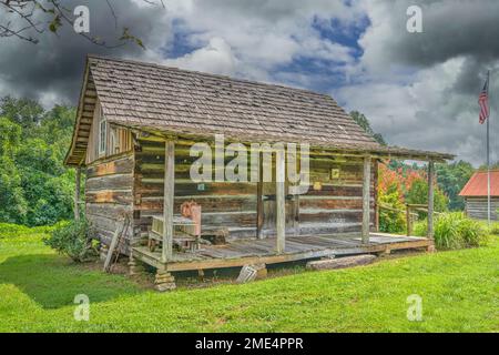 The Tom Dooley Cabin and Museum at the Whippoorwill Academy and Village ...