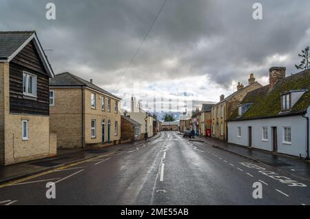 COTTENHAM, ENGLAND, UK - DECEMBER 30, 2013: Statue in the village of ...